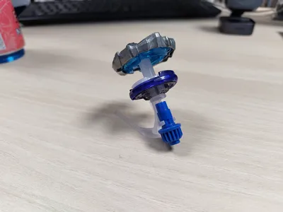 Beyblade X split view stand - Minimalist by Skiwii MakerWorld: Download ...