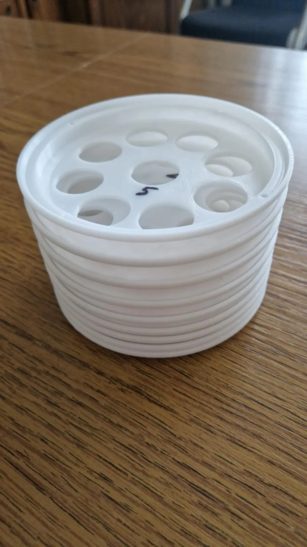 Pln coin sorter with magnets - Free 3D Print Model - MakerWorld