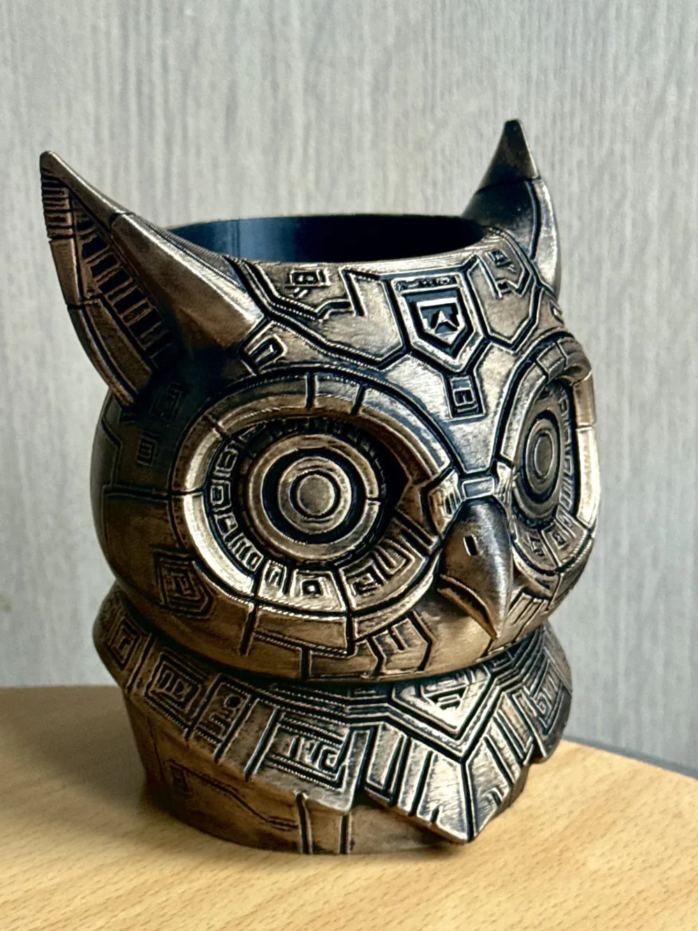 Grindle – Cyberpunk-Eule der Kreativität – Kommerzielle Nutzung von ...