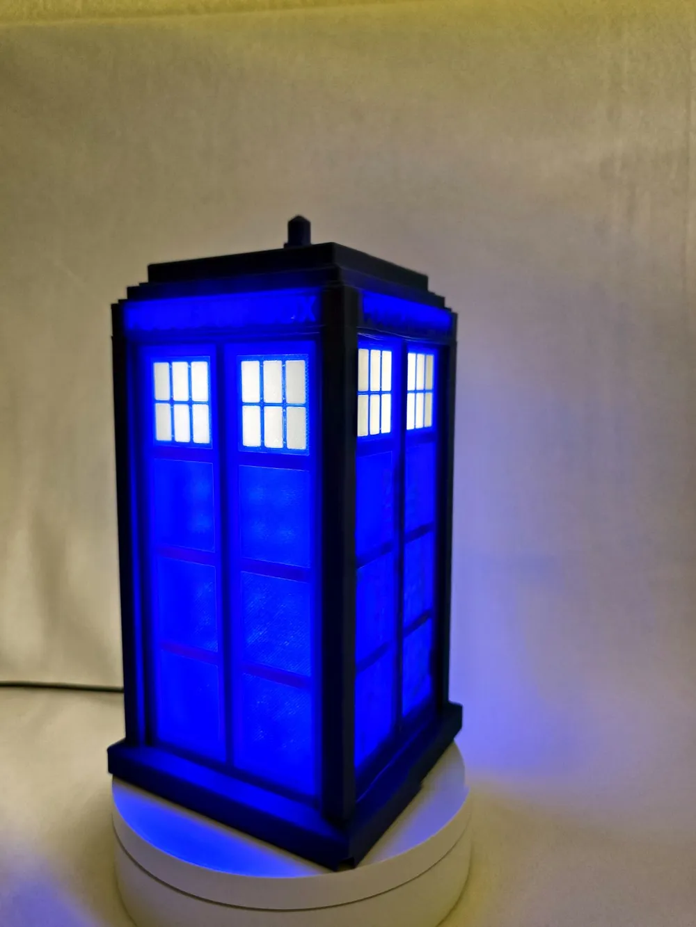 Doctor Who TARDIS Lamp with interchangeable motifs by DocLex MakerWorld ...