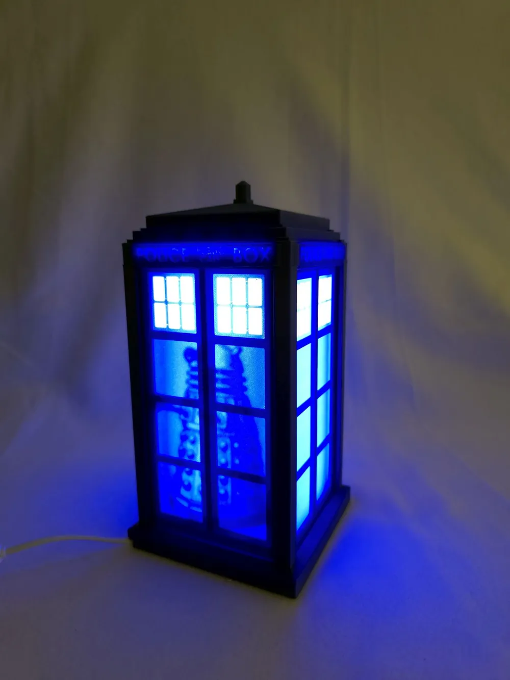 Doctor Who TARDIS Lamp with interchangeable motifs by DocLex MakerWorld ...