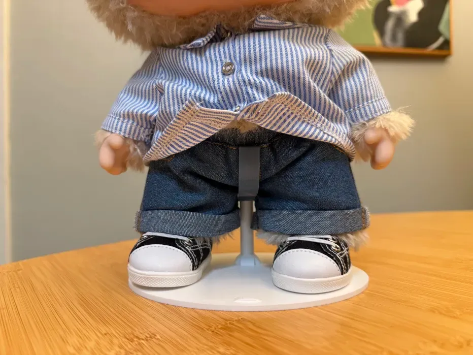 Labubu display stand - Free 3D Print Model - MakerWorld