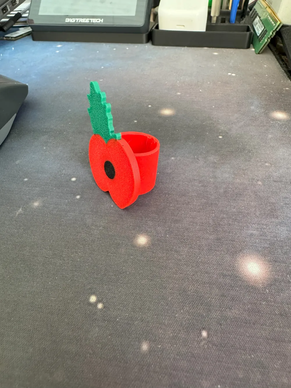 Poppy Woggle/ Slide for Scouts - Remembrance - Free 3D Print Model ...
