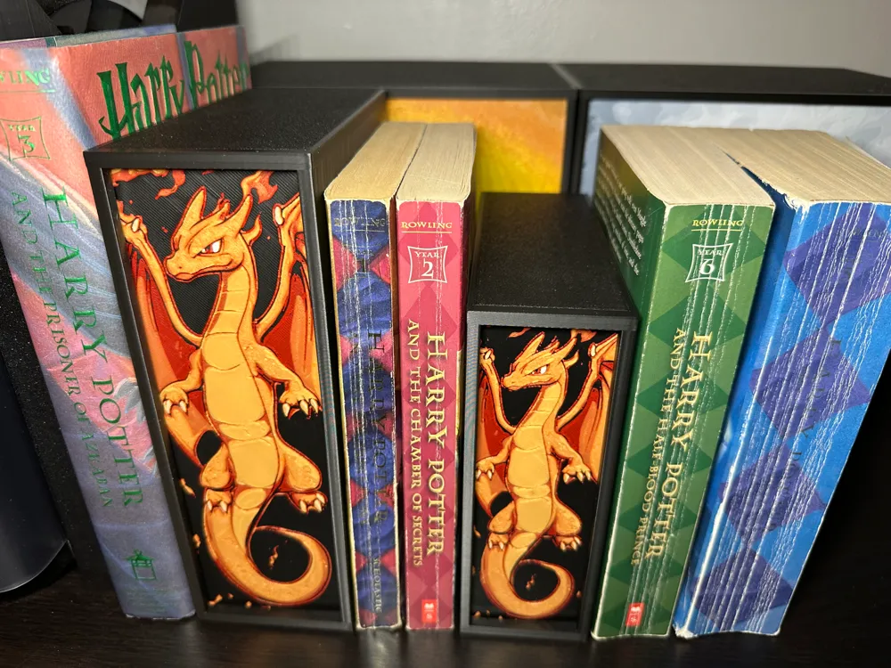 Charizard Hueforge Bookmark 2 - 2 sizes - Free 3D Print Model - MakerWorld