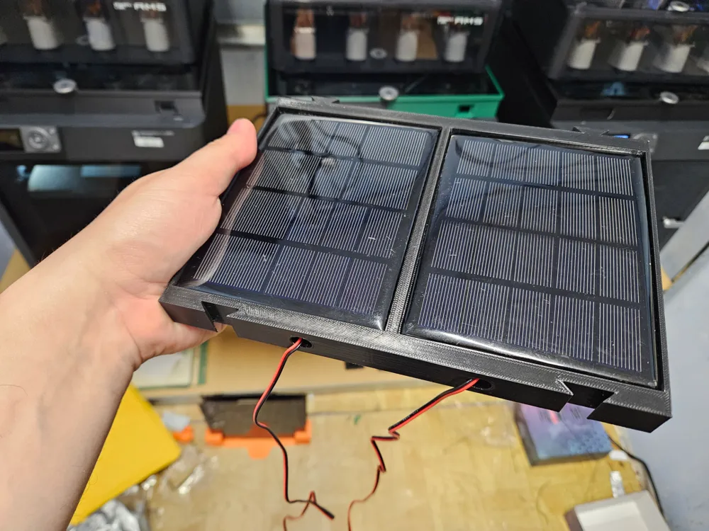 Modular holder for 104x140 solar panels by sajmon313 - MakerWorld