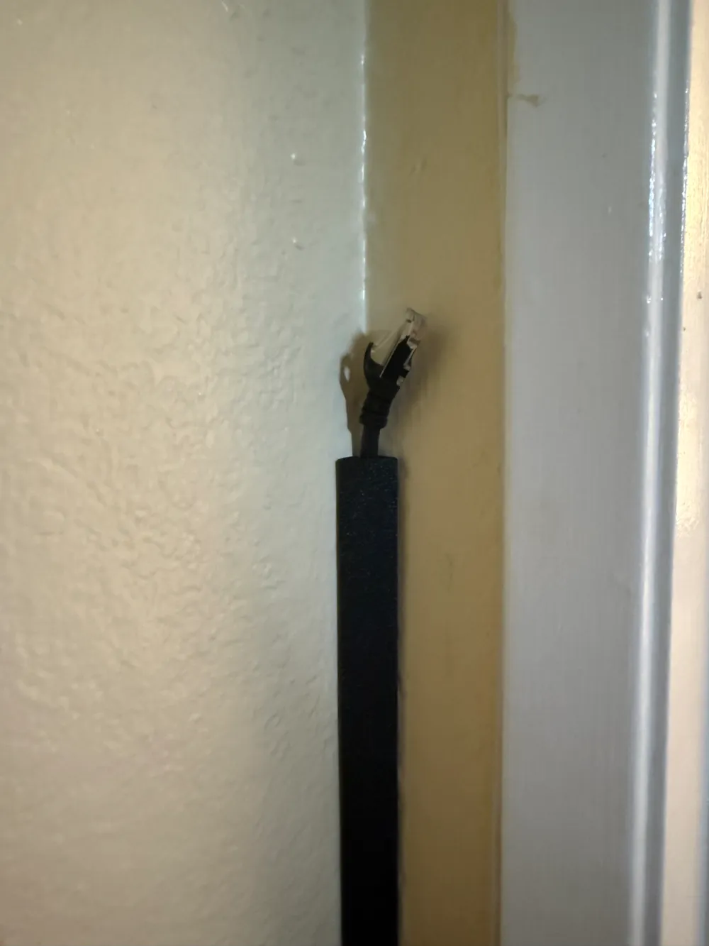 Ethernet Cable Corner Cover by Erebus - MakerWorld