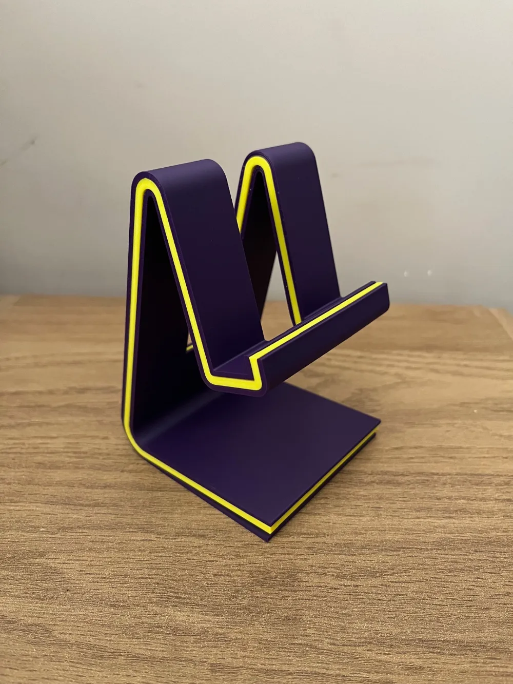 No AMS-3 parts phone stand riser with cable cutout - Free 3D Print ...