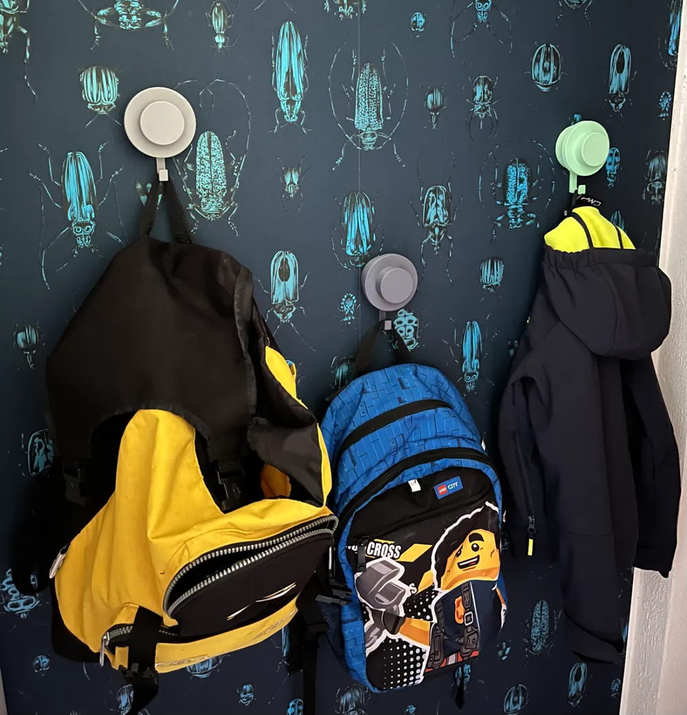 Wall Hanger Lego Look by Steven91 - MakerWorld