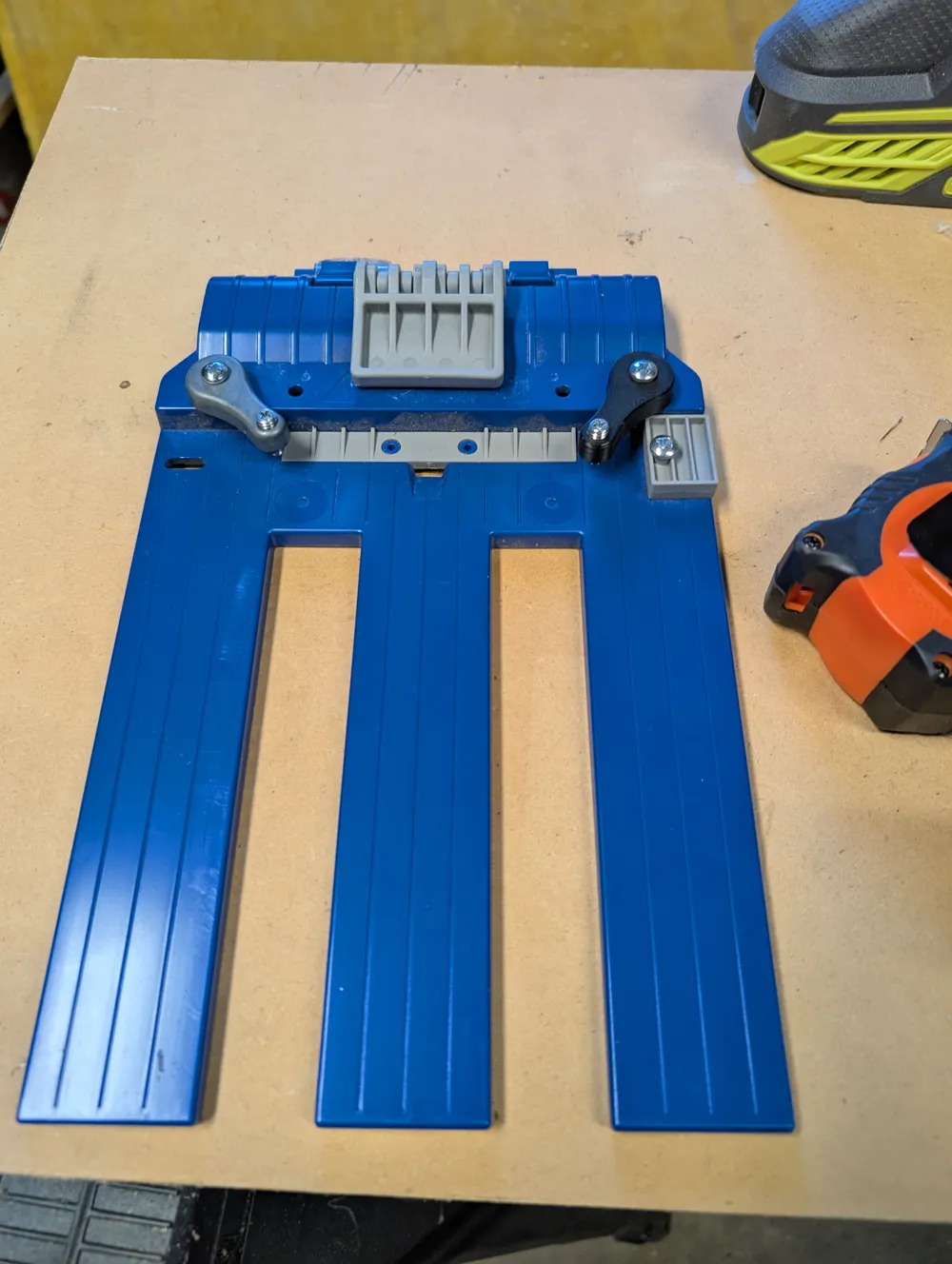 Kreg Rip-Cut Base-plate Clamp by ERisk MakerWorld: Download Free 3D Models