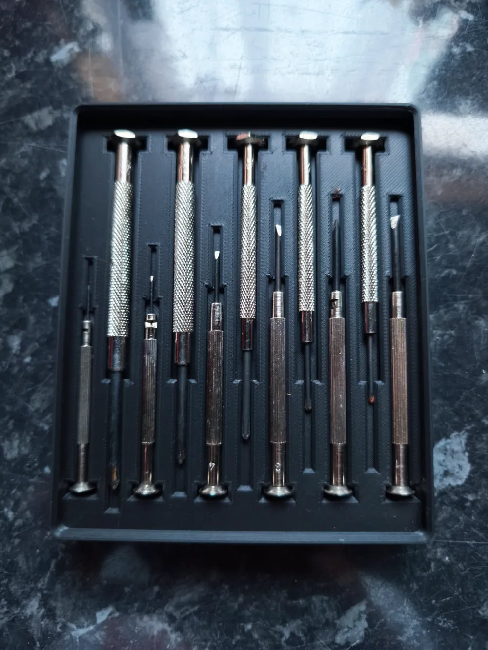 Precision Screwdriver Holder Gridfinity 2.5x3 by Spennolio - MakerWorld