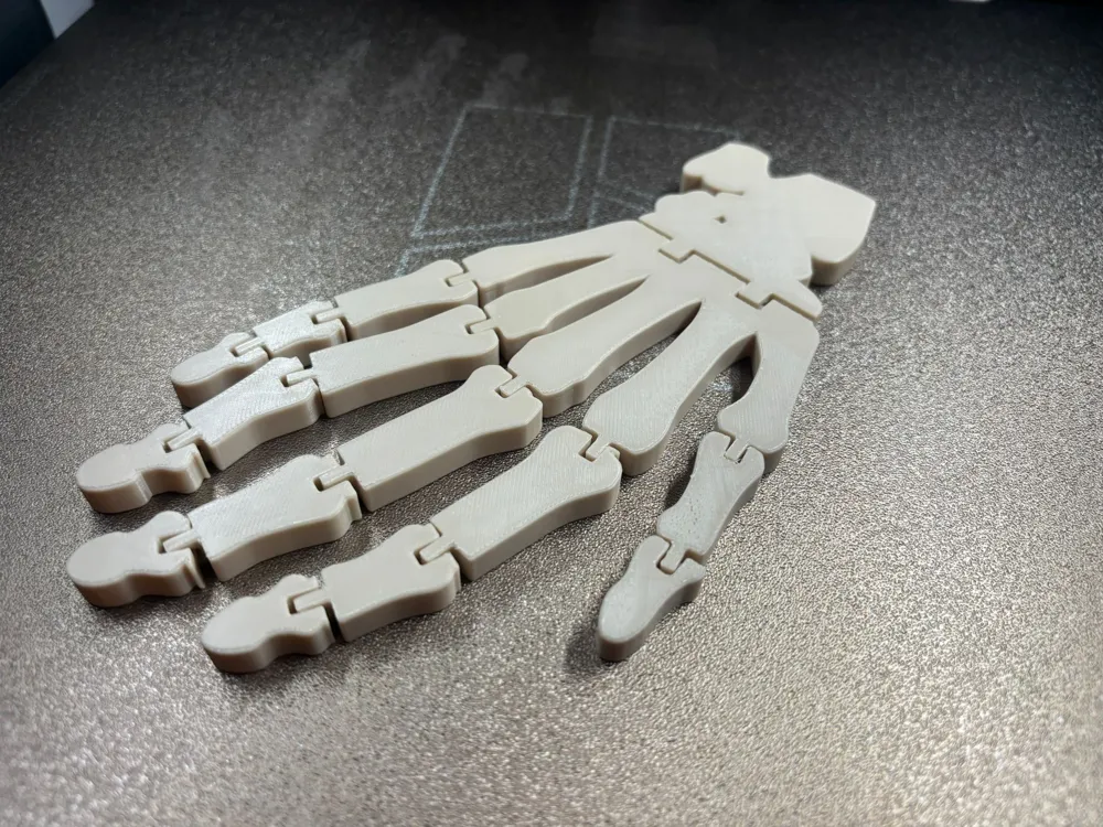 flexi Skeleton Hand Halloween toy fidget toy by Vanessa Tia MakerWorld ...