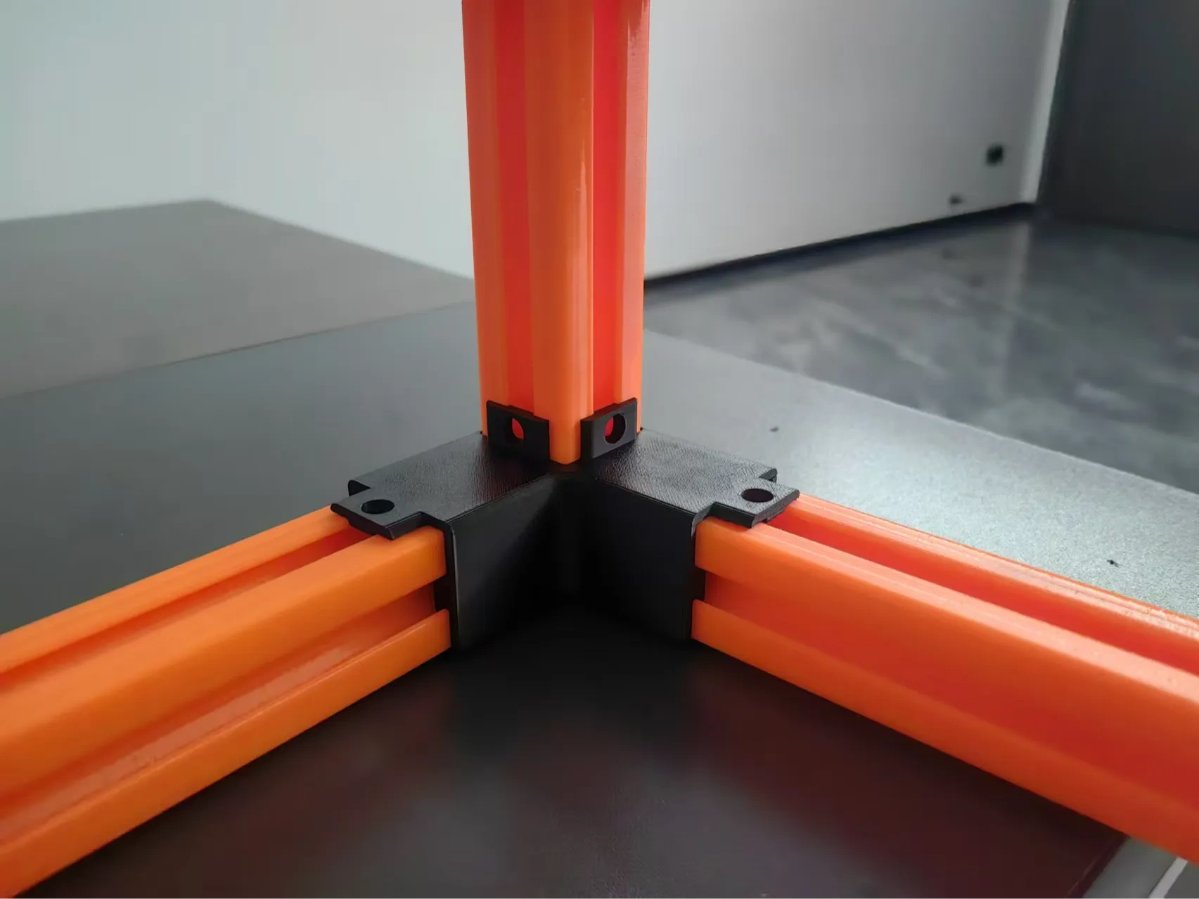 Two sizes of 2020 and 3030 aluminum profiles three-way fittings ...