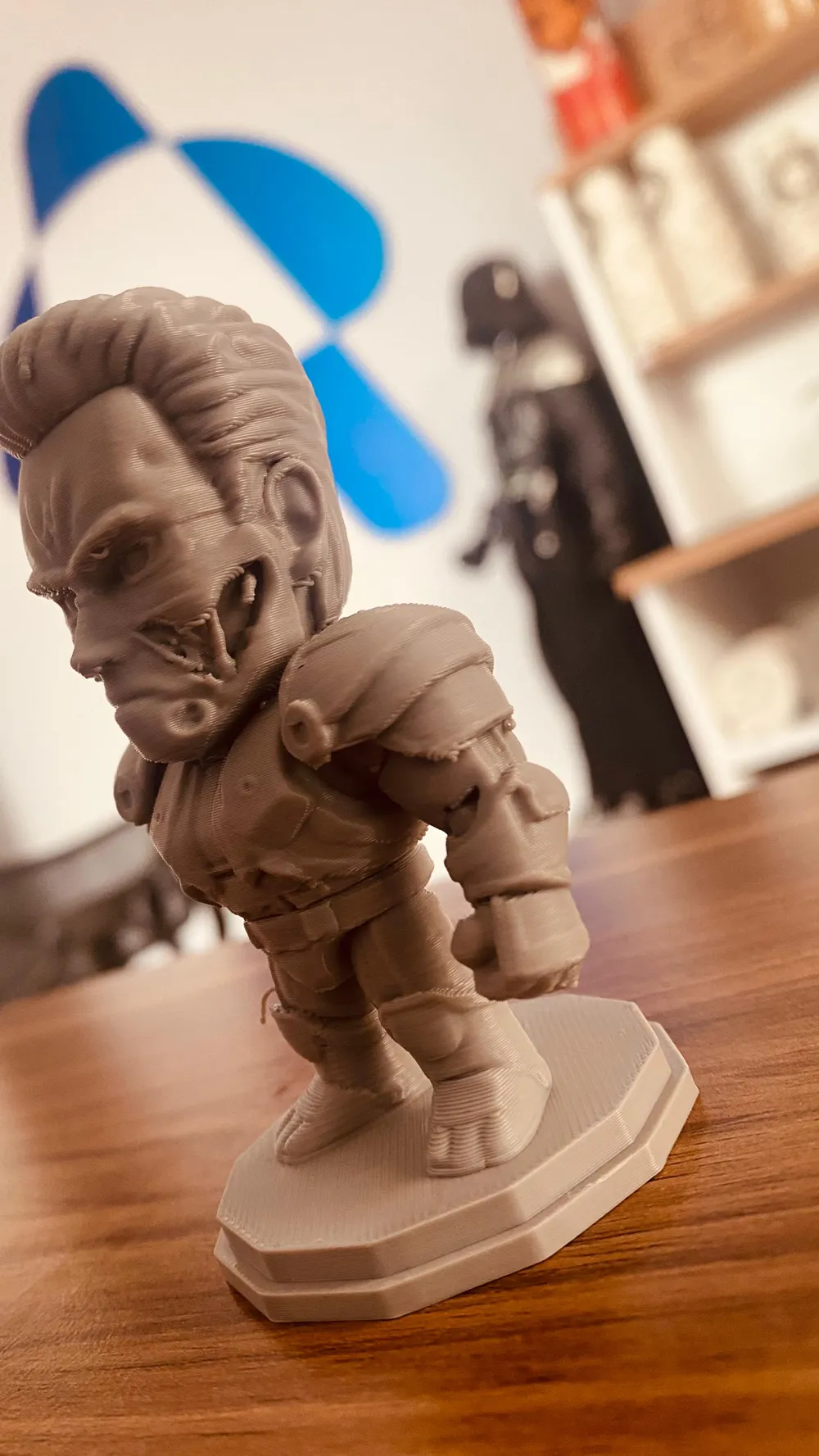 Figura Chibi (Acorazada) Inspirada en Terminator por darkovy MakerWorld ...
