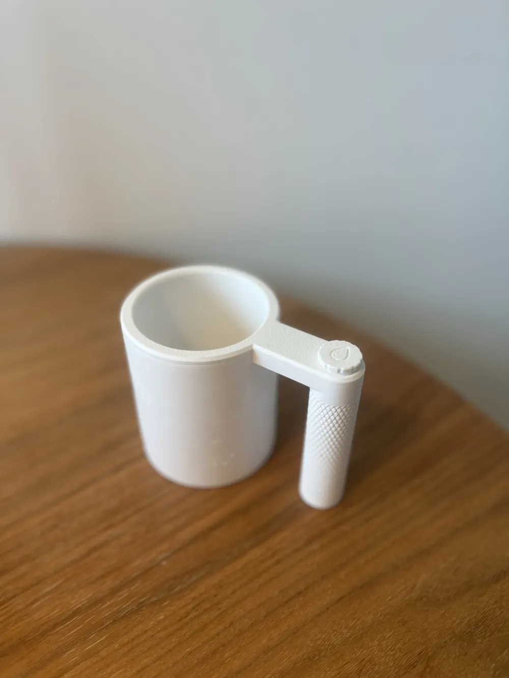 Freeze Holder - Freezable Can Holder - Free 3D Print Model - MakerWorld