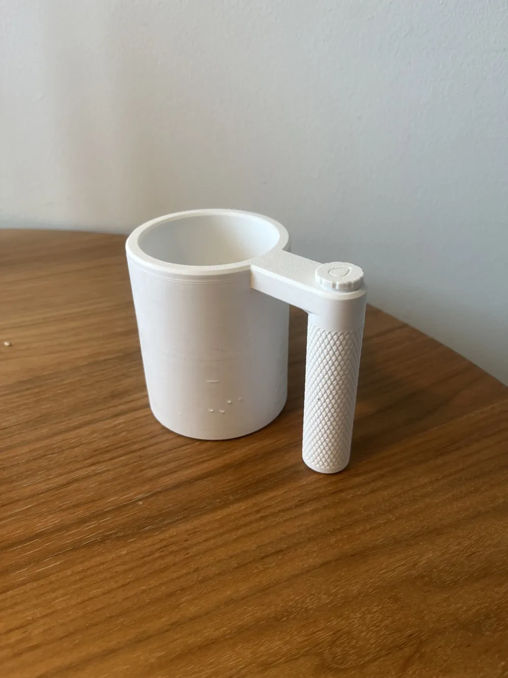 Freeze Holder - Freezable Can Holder - Free 3D Print Model - MakerWorld