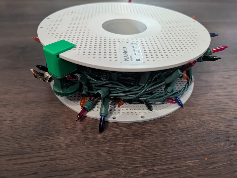 Christmas Light Spool Plug by Mass_Maker - MakerWorld