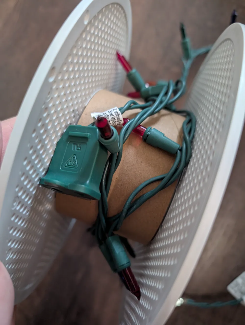 Christmas Light Spool Plug by Mass_Maker - MakerWorld