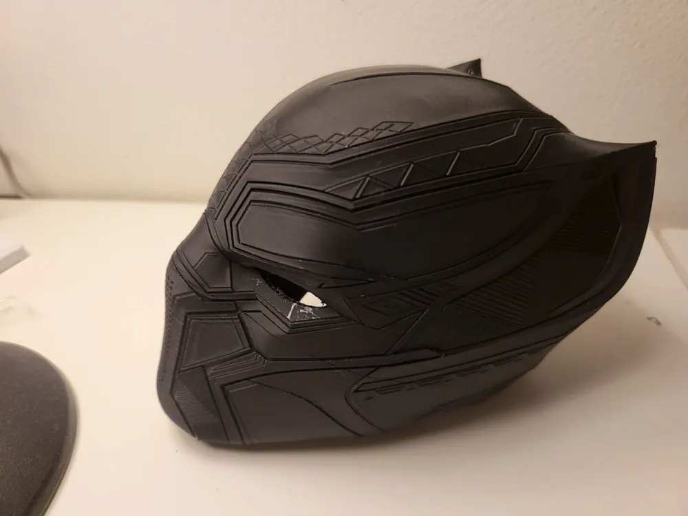 helmet black panter Marvel - Free 3D Print Model - MakerWorld