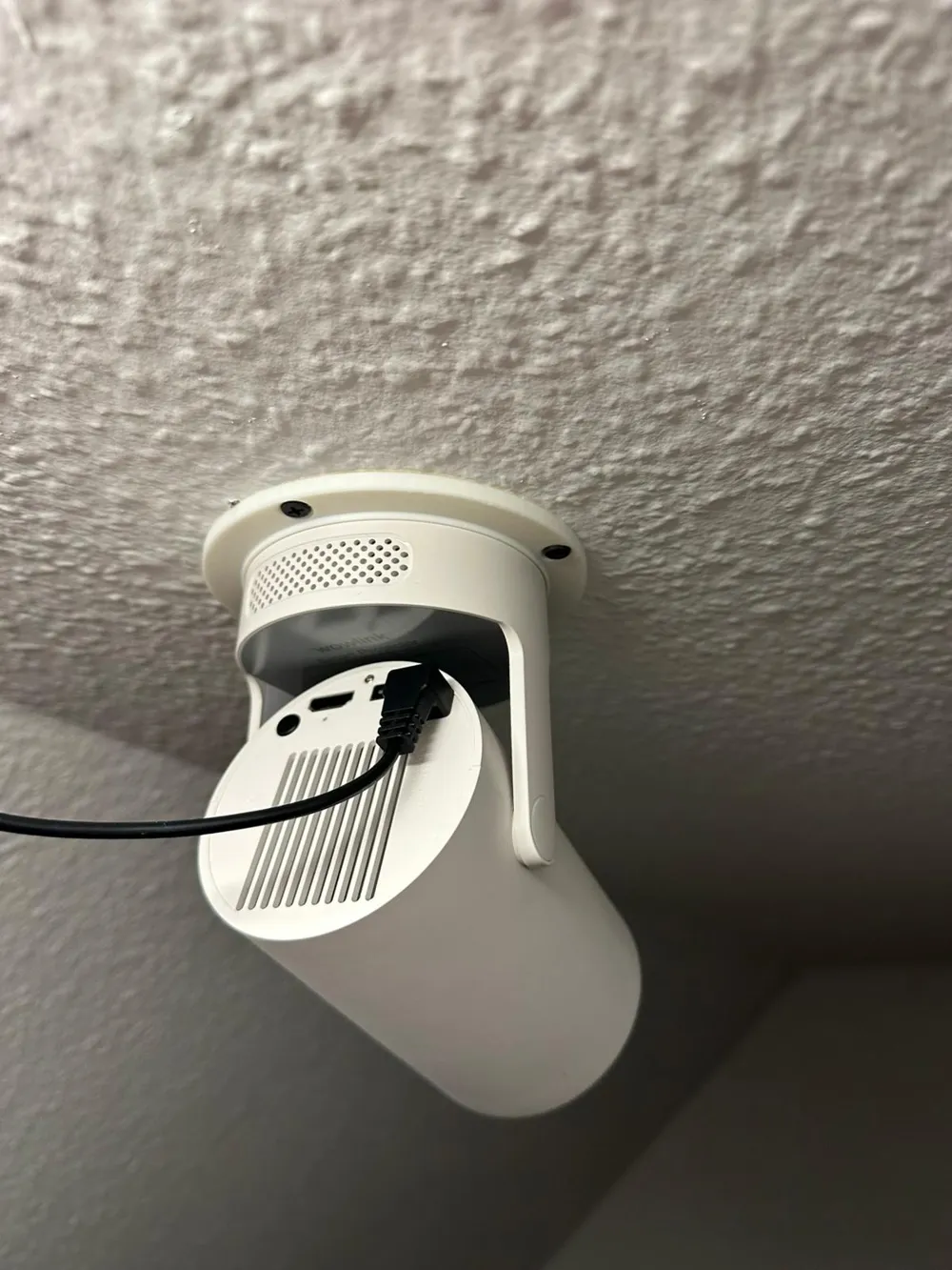 Wall/Ceiling Mount Mini Projector Wowlink - Free 3D Print Model ...