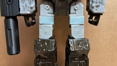 Transformers Siege Megatron Height Thigh Upgrade by Curly Fries ...