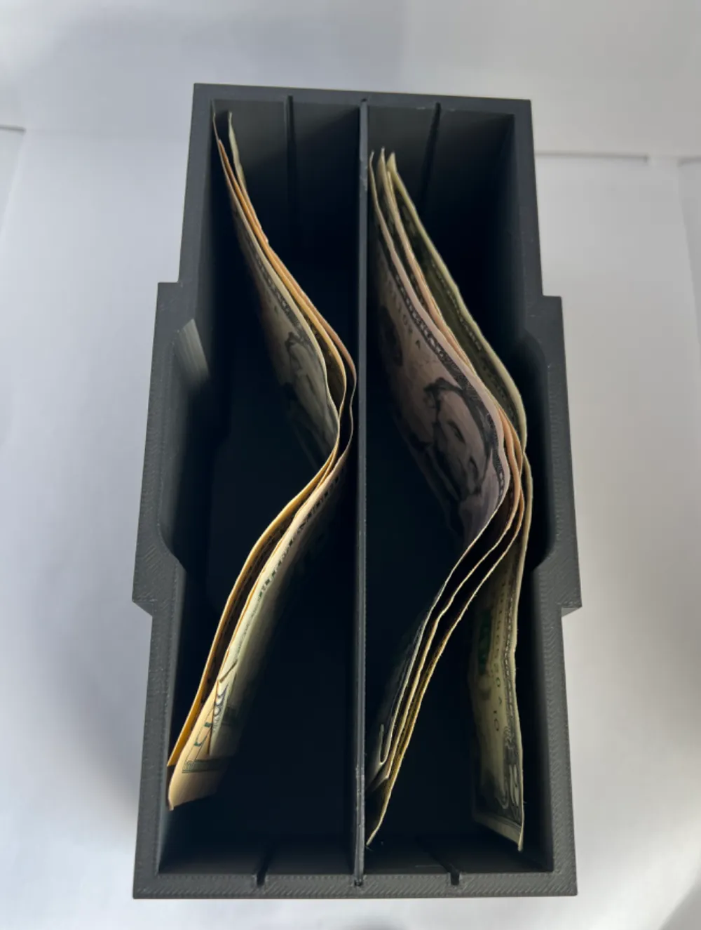 Money Case (with dividers) by LordLovington MakerWorld: Download Free ...