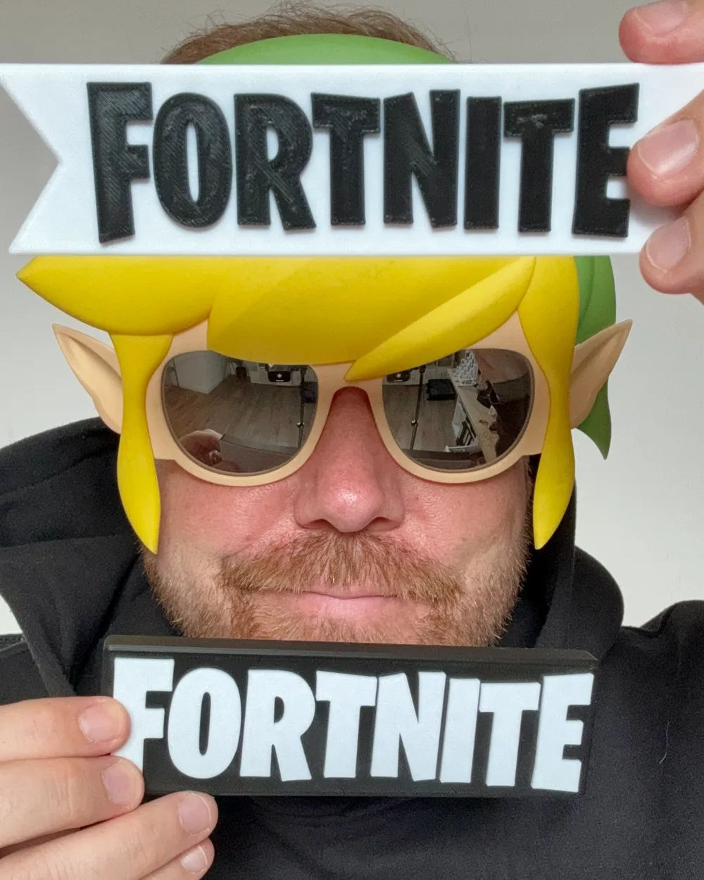 Fortnite Logo Display Stand by Hylijan - MakerWorld