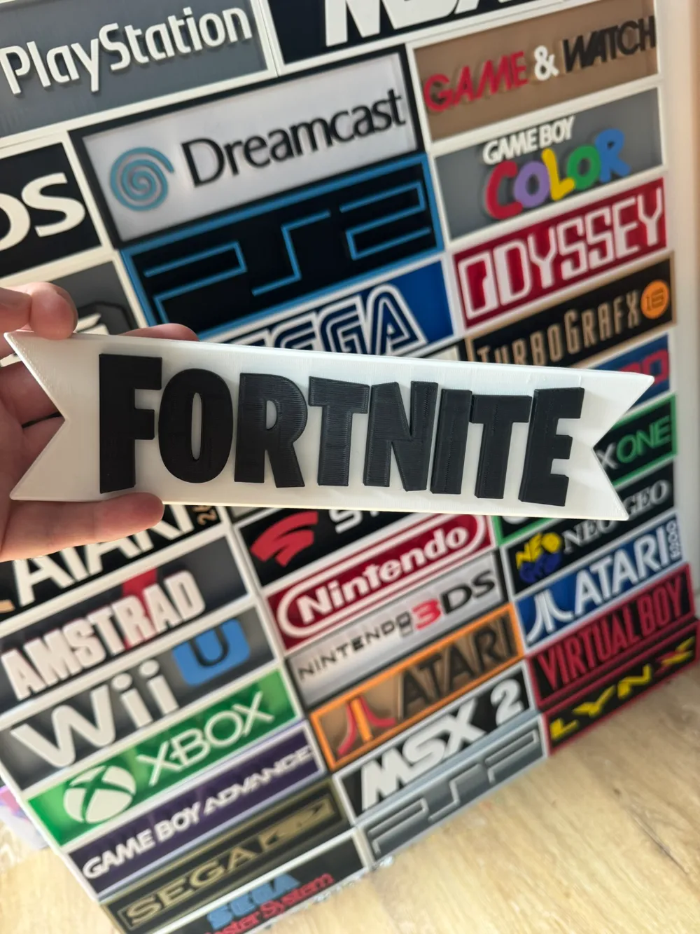 Fortnite Logo Display Stand by Hylijan - MakerWorld
