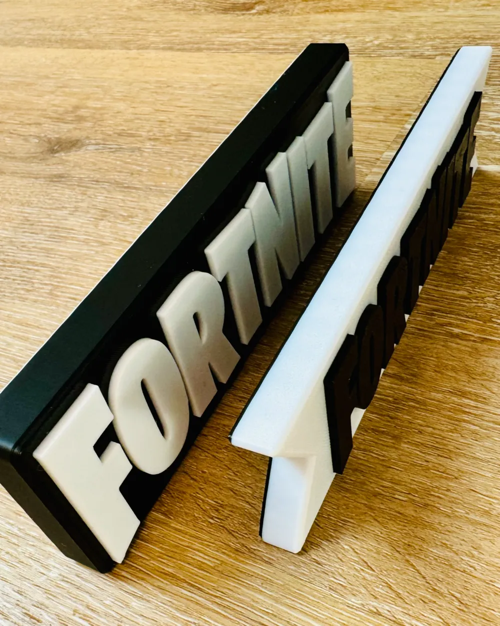 Fortnite Logo Display Stand by Hylijan - MakerWorld