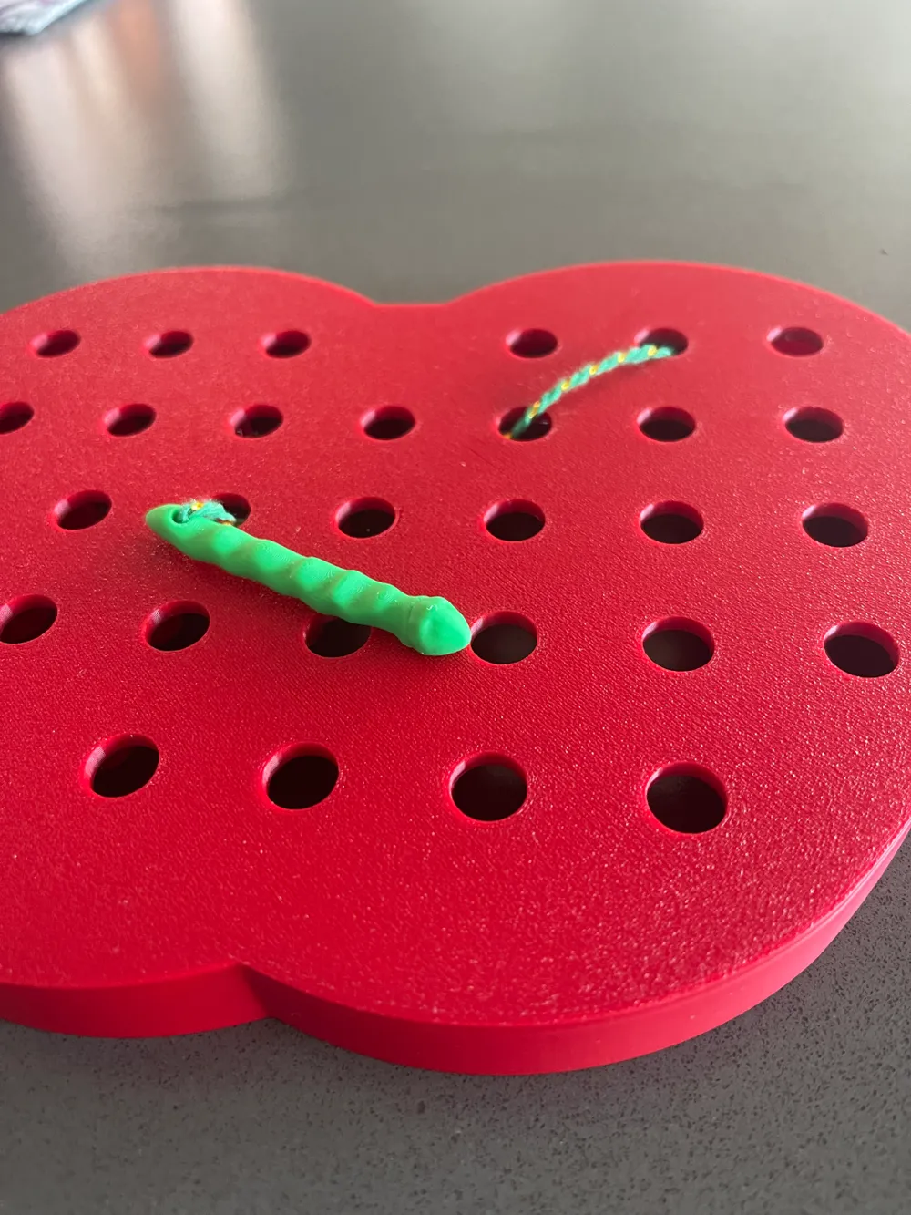 Montessori Apple Activity Box – Kids (Ages 2-6) - Free 3D Print Model ...