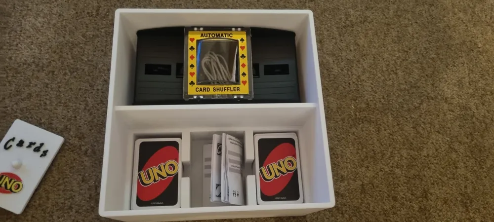 Boîte de cartes UNO avec compartiment pour mélangeur de cartes - Modèle ...