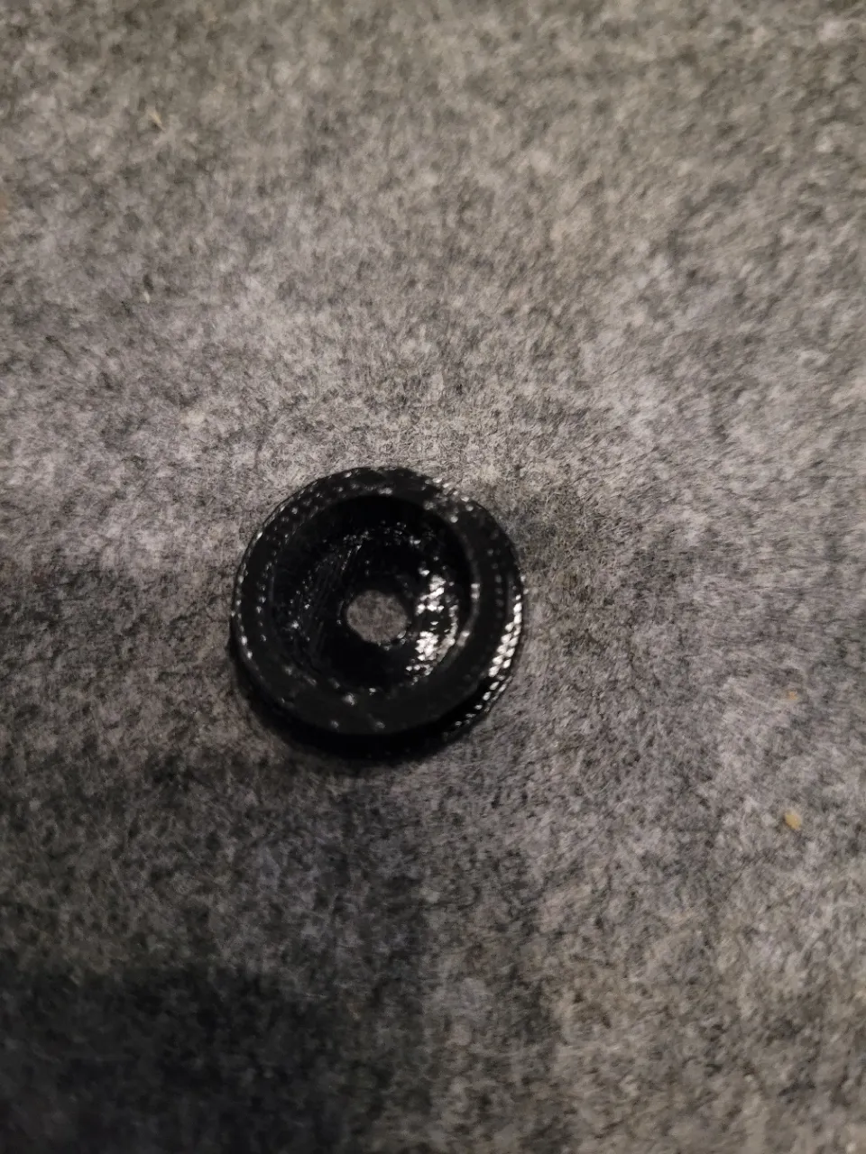 Boquilla de sujeción M16 con orificio por Goasi - MakerWorld