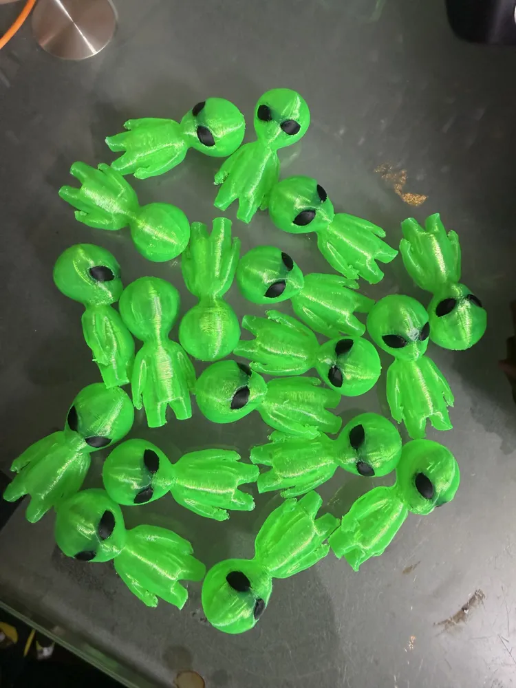 The Little Alien Dude and Army - Free 3D Print Model - MakerWorld