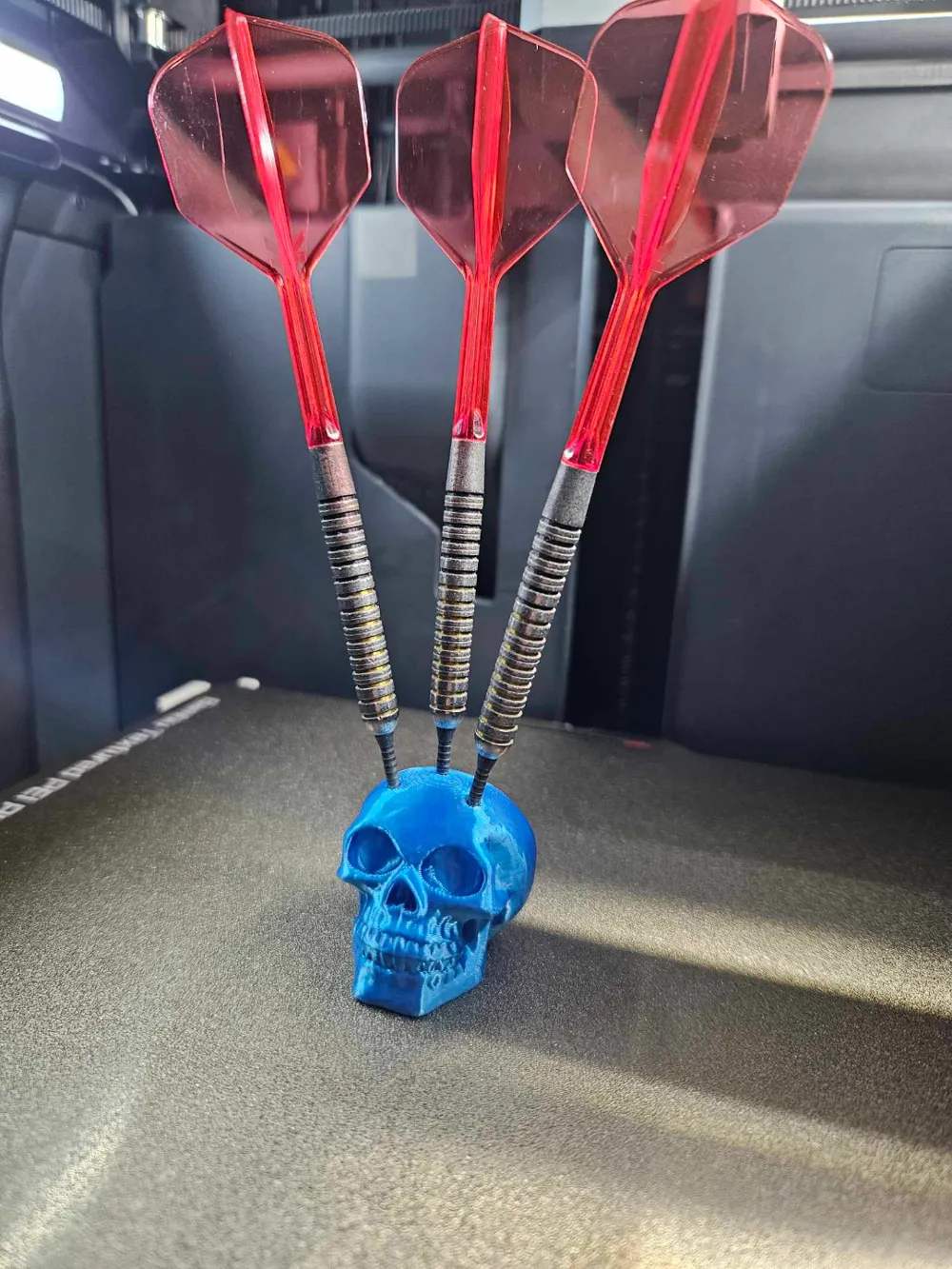 Skull dart stand smaller by kevin.k - MakerWorld