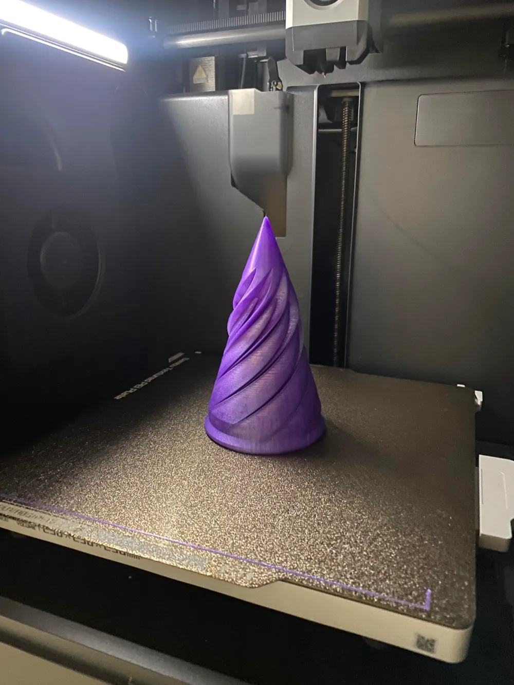 Helix Screw Fidget Toy Remixed by Ahlin.95 - MakerWorld