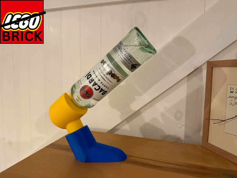 BRICK Figure Bottle Holder by elikoll - MakerWorld