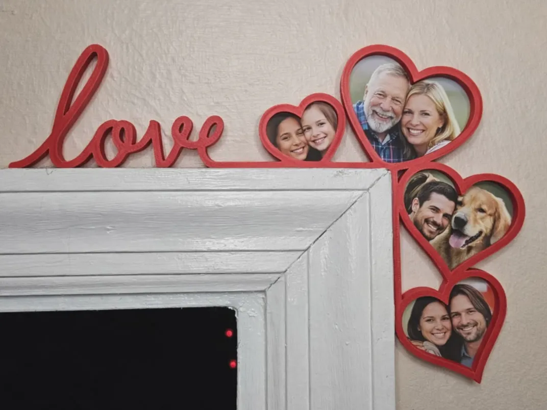 Love Corner Picture Frame - Free 3D Print Model - MakerWorld