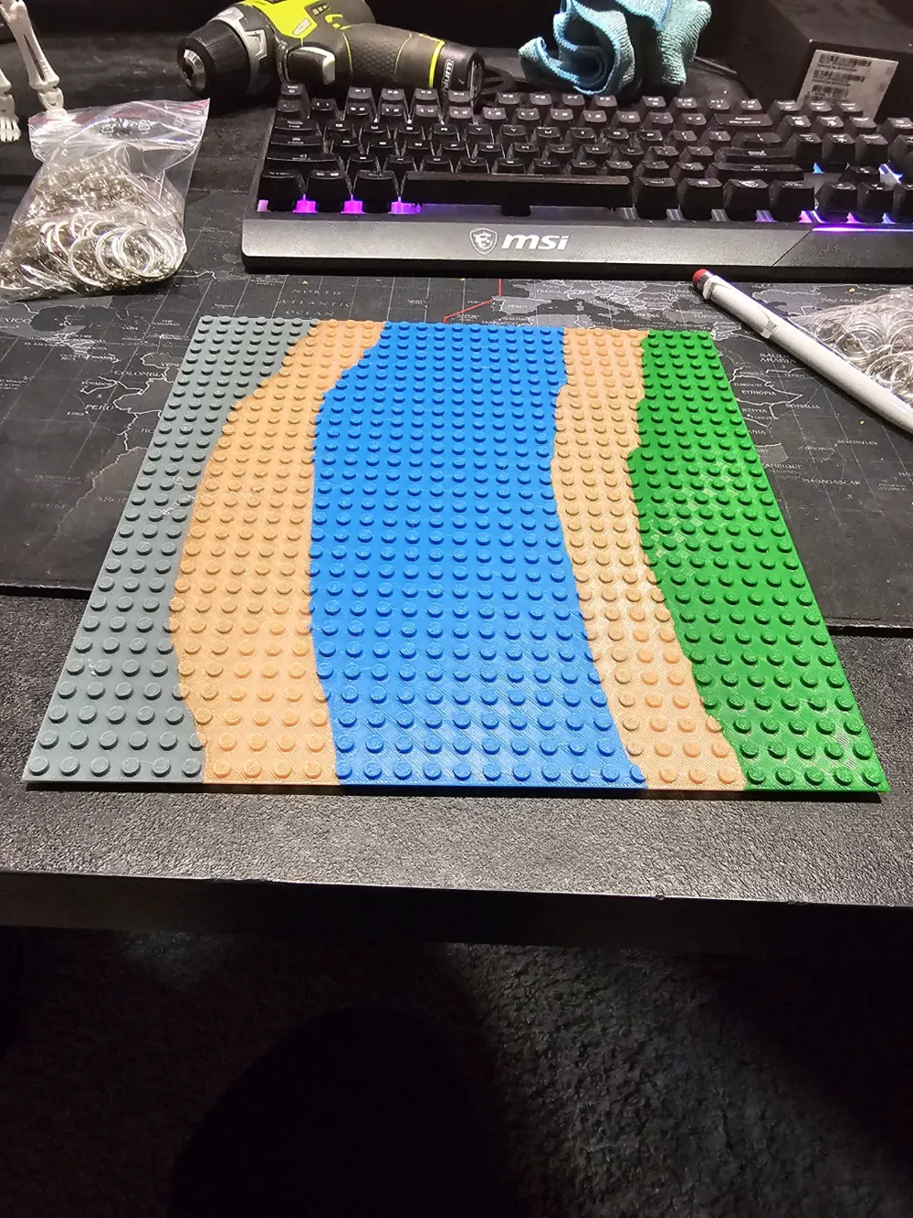 Lego Compatible (CUSTOM) Baseplate 29 x 29 Remixed by moranq71 - MakerWorld