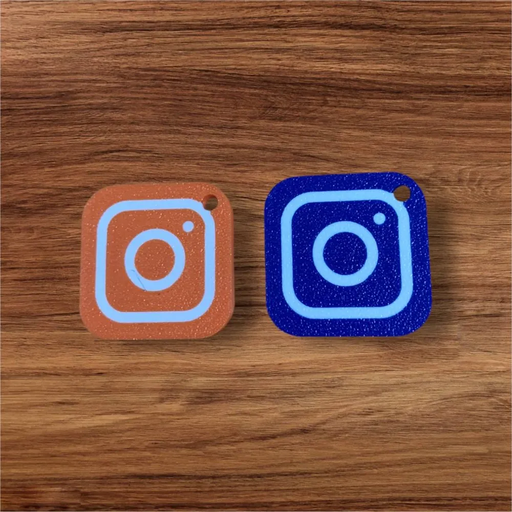 Instagram logo NFC keychain by Aldezo - MakerWorld
