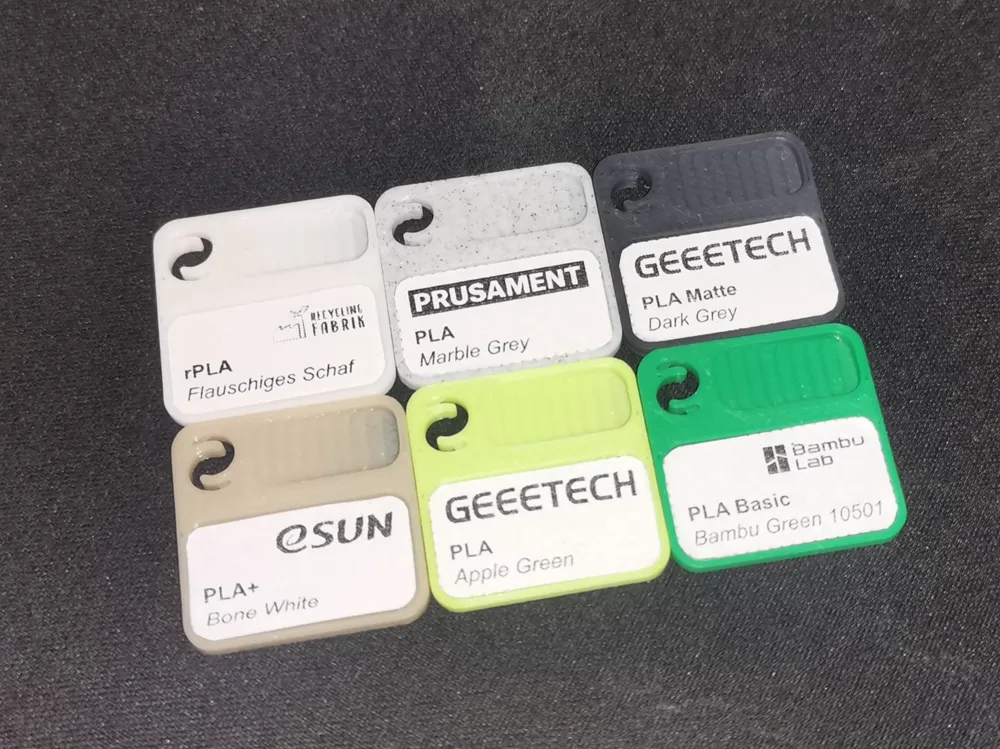 Bambu Lab Filament Swatch with 12x22r2 Label Remixed by suit1337 ...