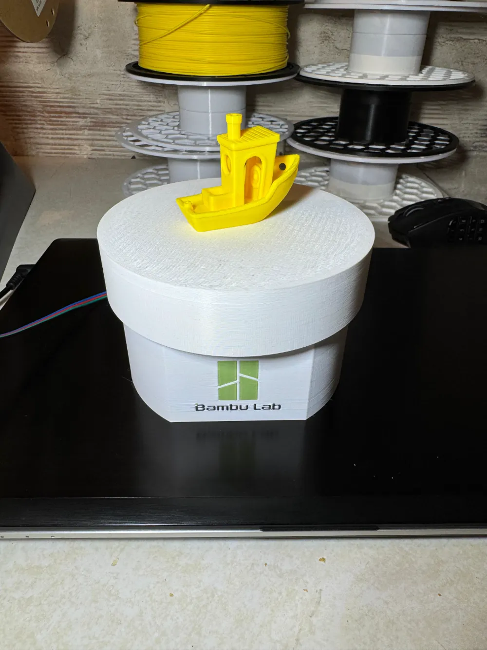 Motorized rotating stand - Free 3D Print Model - MakerWorld