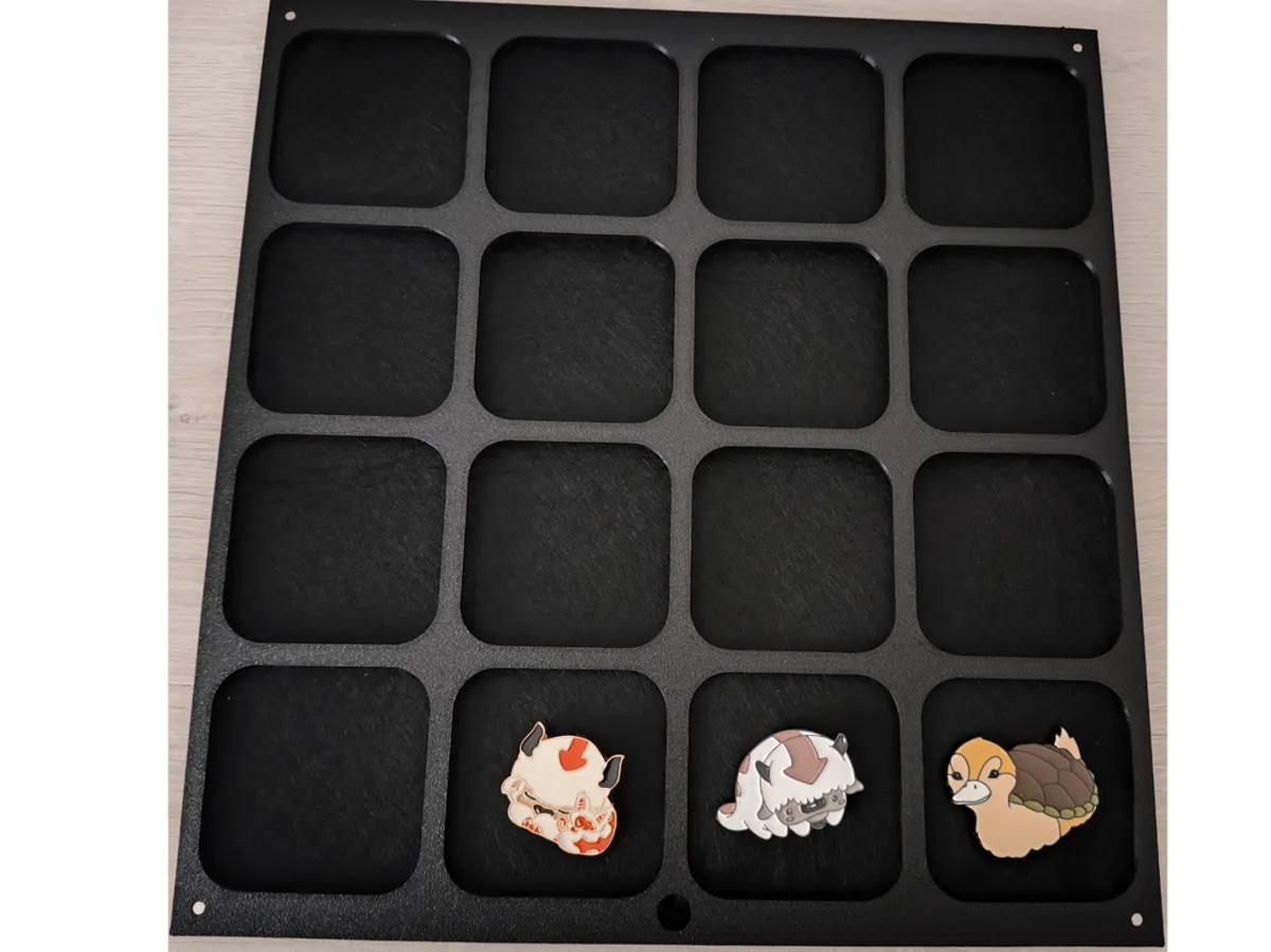 Exhibidor de pines - Modelo de impresión 3D gratuito - MakerWorld