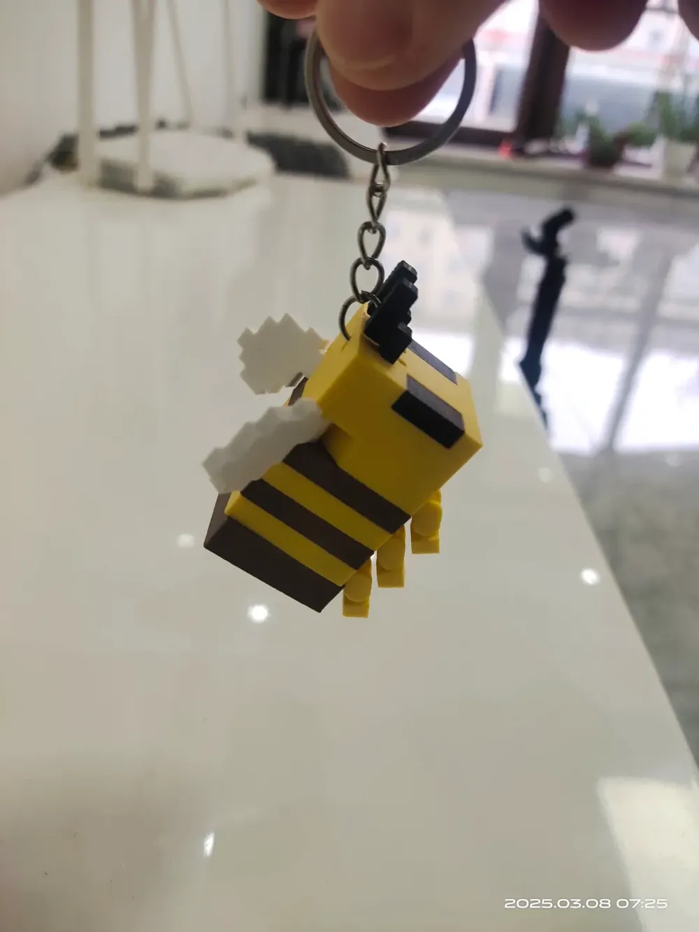 Minecraft Bee Articulated Storage Charm/Pendant No AMS required, print ...