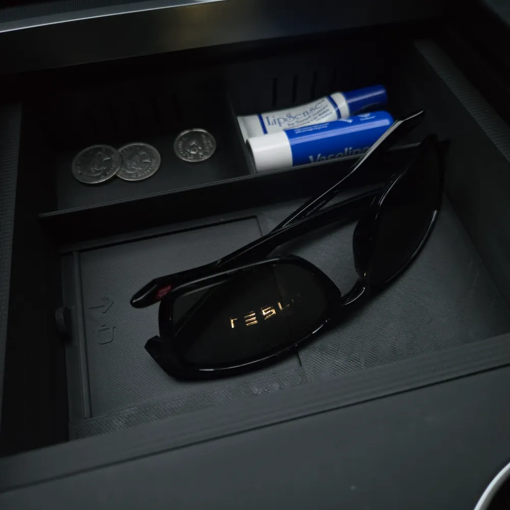 Tesla Model 3 2024+ Centre Console Organizer / Bin - Free 3D Print ...