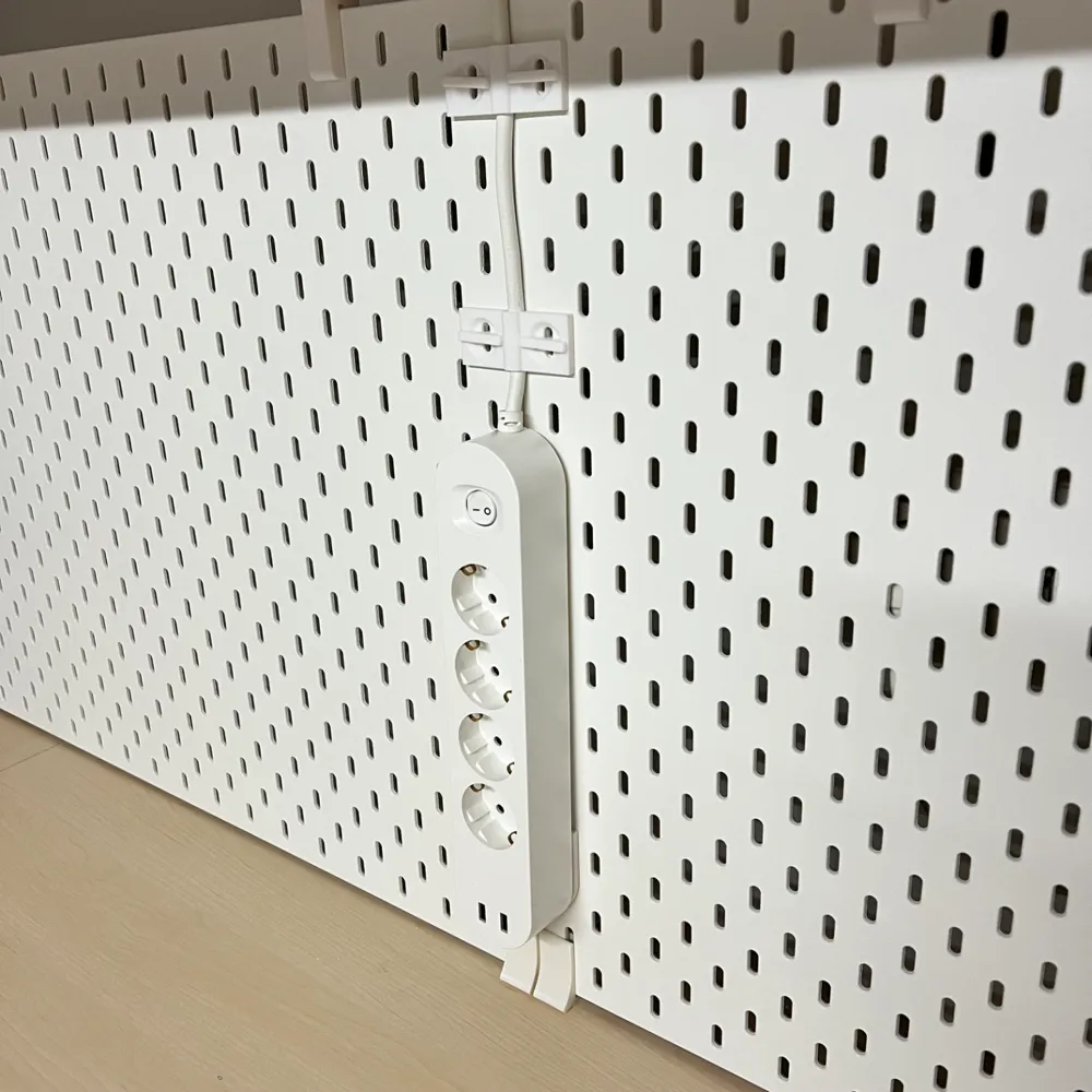 Ikea Skadis Panel Connector with Cable Clamp - Free 3D Print Model ...