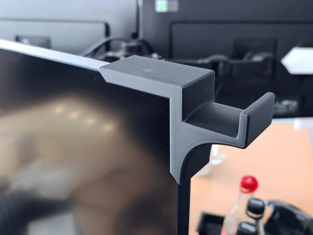Headphone Monitor Mount with Screws V2 - Free 3D Print Model - MakerWorld