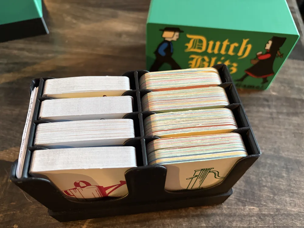 Dutch Blitz - 8 Deck - 8 Color - Card Box – Kostenloses 3D-Druckmodell ...