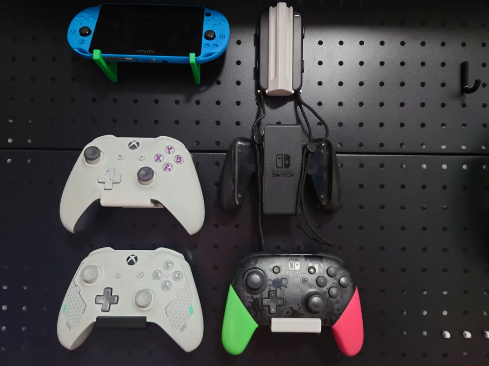 Pegboard (Universal Controller Stand) by i LPuPL - MakerWorld