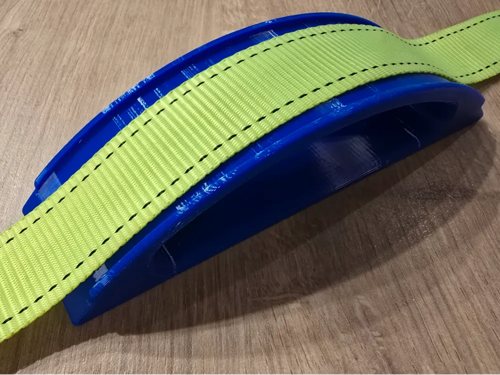 Ratchet Strap Carry Handle (Lift Grip) - Free 3D Print Model - MakerWorld