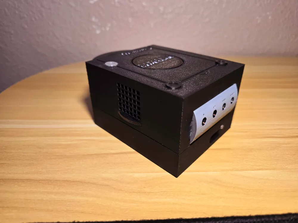 Pintendo GameCube - Pi Case! by SilvestreDesignLab MakerWorld: Download ...
