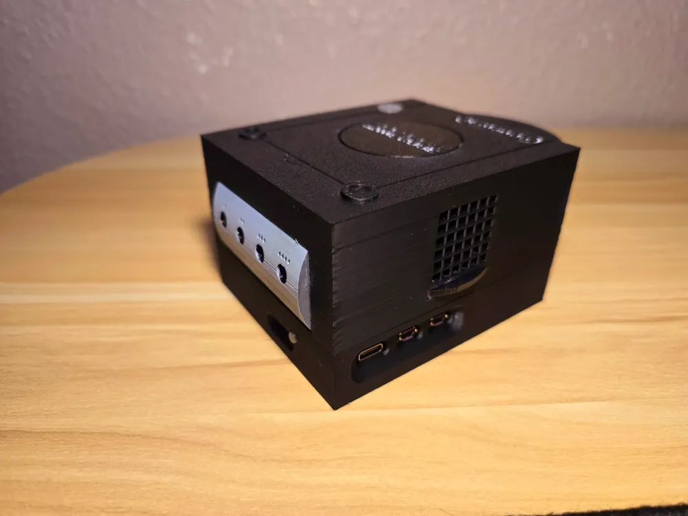 Pintendo GameCube - Pi Case! by SilvestreDesignLab - MakerWorld